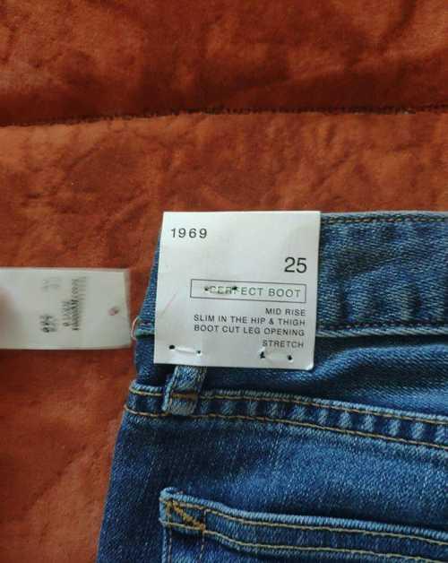 Джинсы GAP новые, 25 размер
