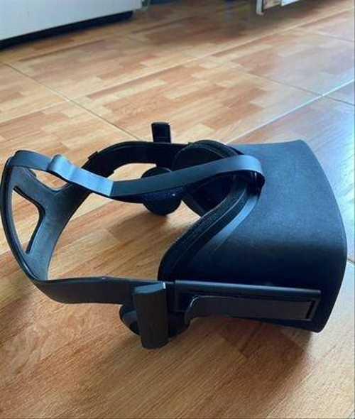 Шлем виртуальной реальности Oculus rift cv 1