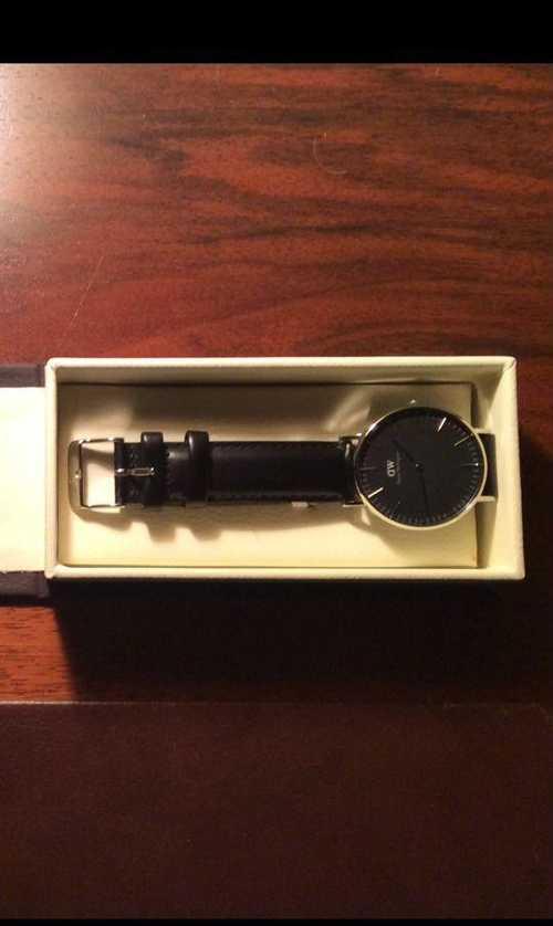 Часы мужские Daniel Wellington новые