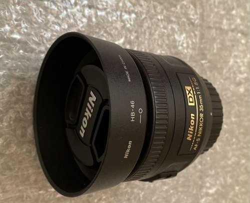 Объектив Nikon DX AF-S nikkor 35 мм 1:1.8G