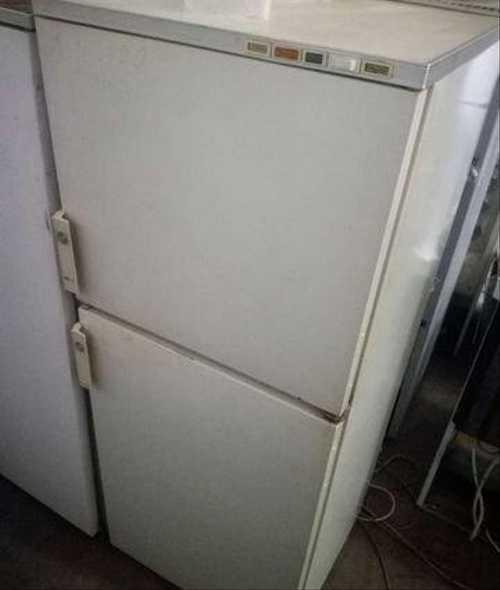 Двухкамерный Холодильник бу