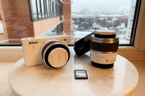 Nikon 1 j1 Фотоаппарат с 2-мя сменными объективами