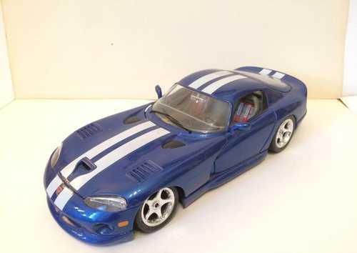 Модель DodgeViper Gts coupe (1/18) Bburago Италия
