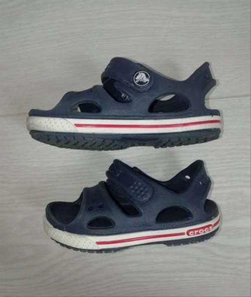 Сандалии Crocs