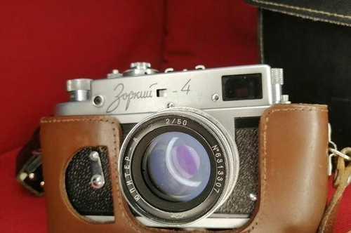 Плёночный фотоаппарат зоркий-4, объектив юпитер-8
