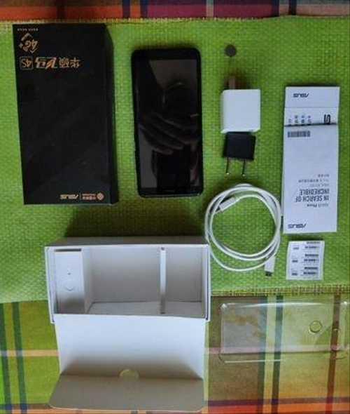 Asus ZenFone MaxPlus M 1