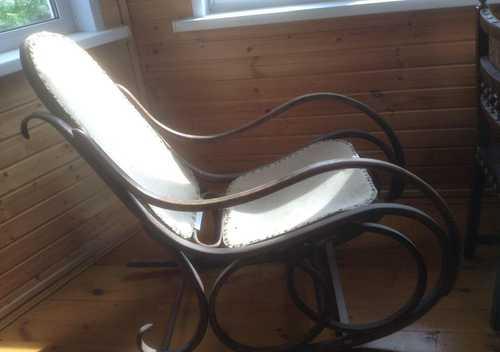 Кресло качалка антиквариат Тонет 19 век