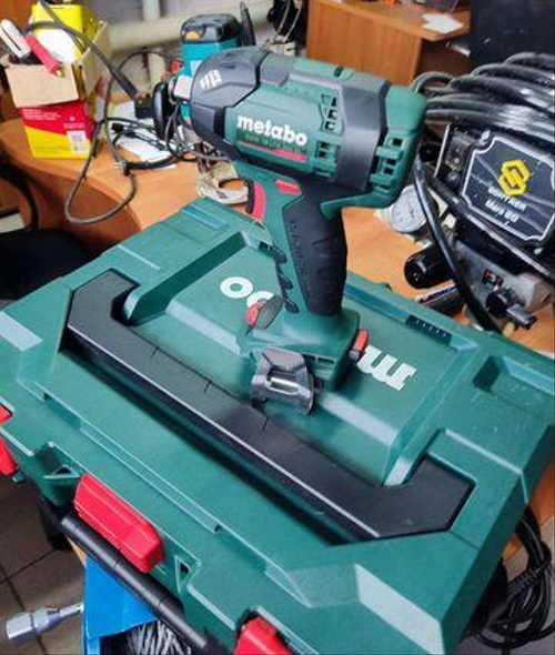 Гайковерт Metabo ssw 18 LTX300 BL