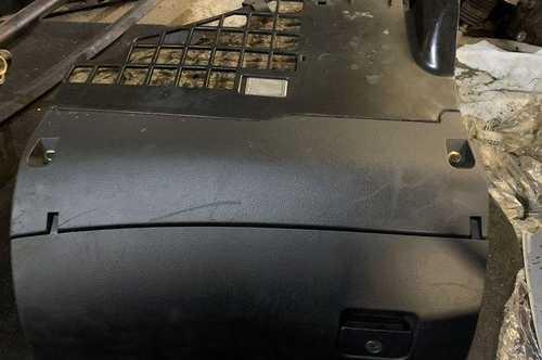 Бардачок Audi A6 c5 sedan