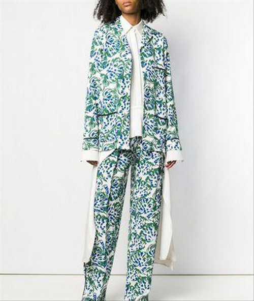 Костюм в пижамном стиле Victoria Victoria Beckham