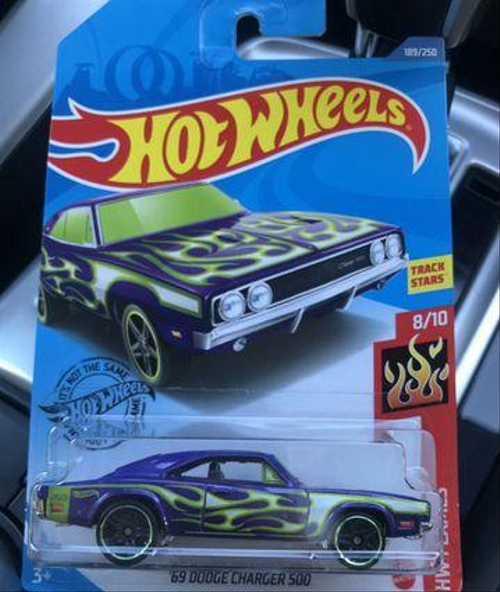 Hot Wheels Dodge Charger 500