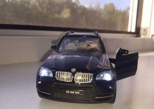BMW X5 масштаб 1:32