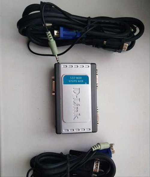 Продам Переключатель KVM D-link KVM-221