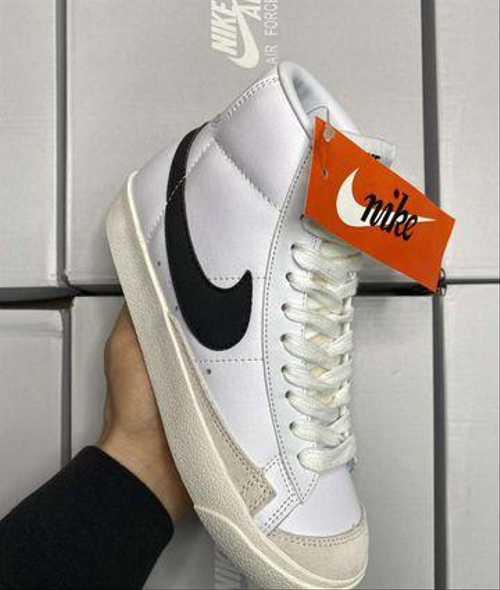 Nike blazer