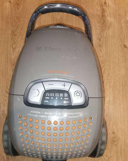 Пылесос electrolux Z8822GP UltraOne, 2200Вт