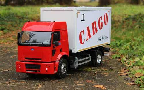 Ford Cargo 1:14 RTR Tamiya