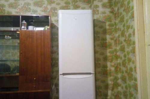 Холодильник Indesit на зап.части