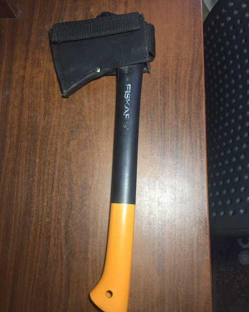 Топор Fiskars "X10" (44,5 см)