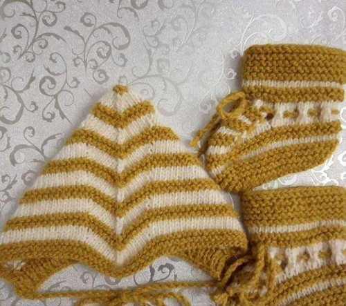 Шапочка-чепчик + пинетки для малышей