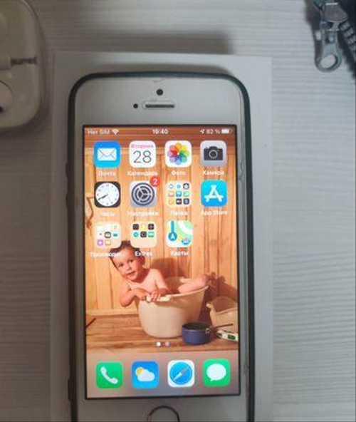 Телефон iPhone se32