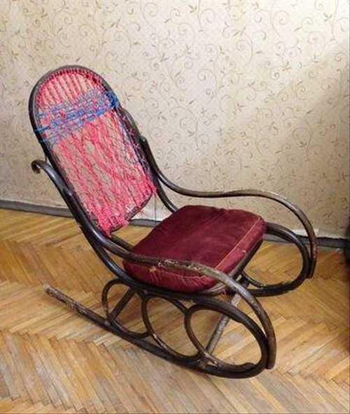 Продам старинное кресло-качалку