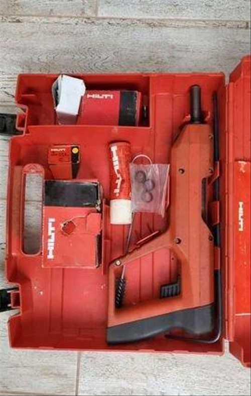 Монтажный пистолет hilti