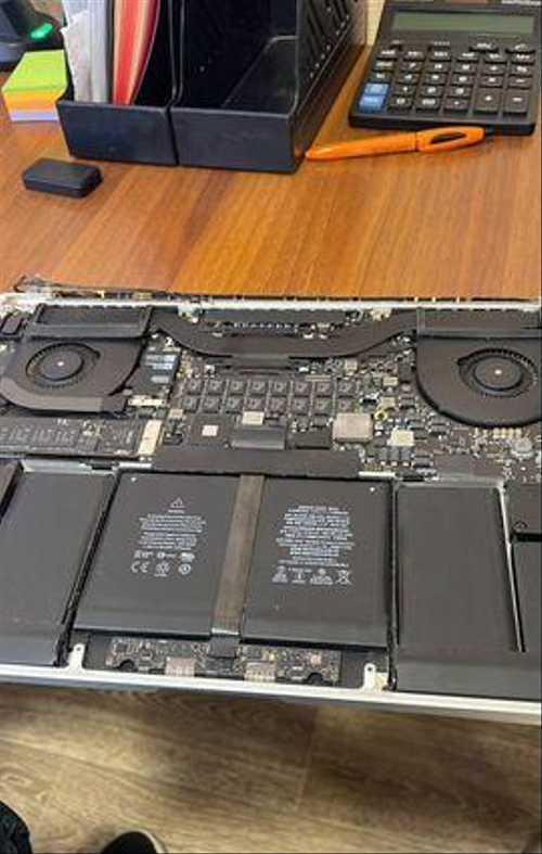 По запчастям MacBook Pro 15 MID 2015 A1398