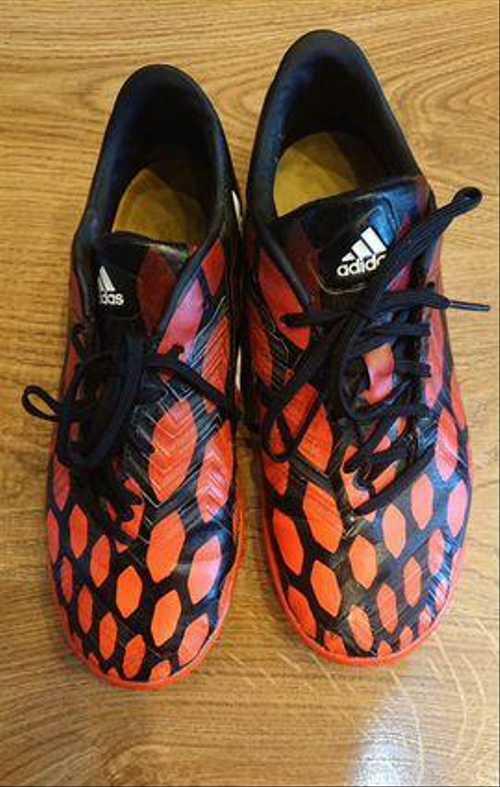 Бутсы adidas predator