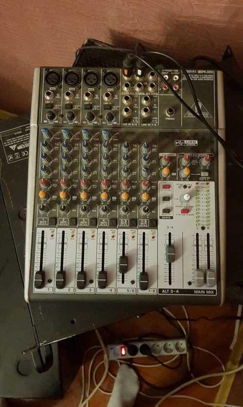 Аналоговый микшер behringer xenyx 1204USB