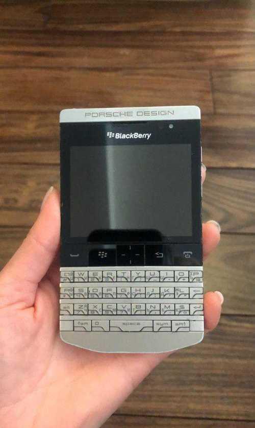 Телефон Blackberry porshe