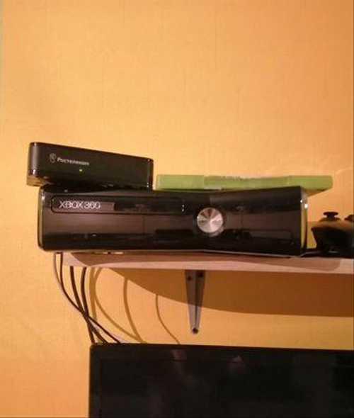 Xbox 360 + 2 джостика