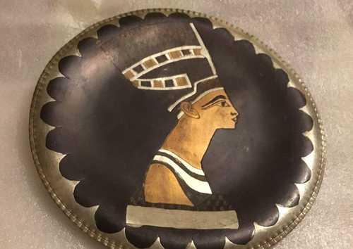 Настенная тарелка металл Нефертити