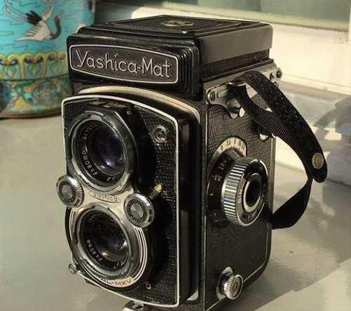 Yashica Mat среднеформатная камера