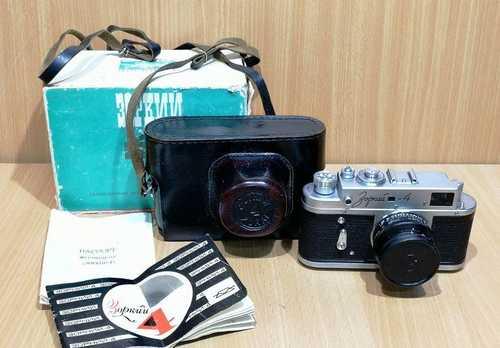 Фотоаппарат Зоркий 4 объектив Юпитер 8 / СССР