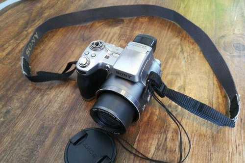 Цифровой фотоаппарат Sony DSC-H1