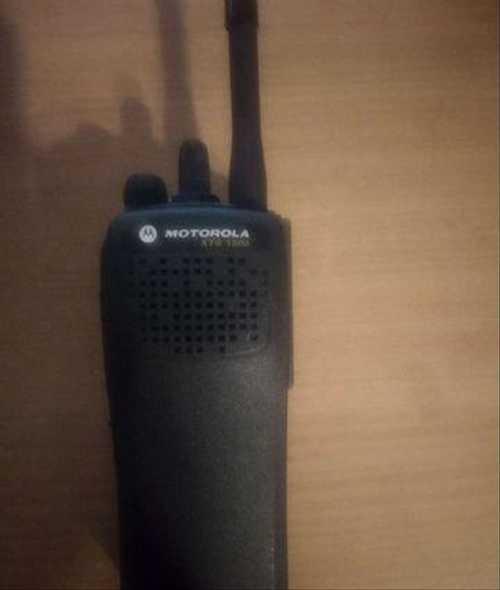 Радиостанции Motorola XTS 1500 и Motorola XTS4000