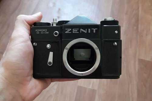 Плёночный фотоаппарат zenit ttl