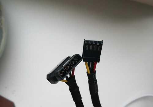 Переходник питания вентилятора molex на 4pin