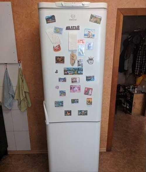 Холодильник Indesit C240G.016 б/у