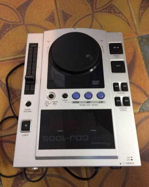 CD плеер Pioneer CDJ-100s