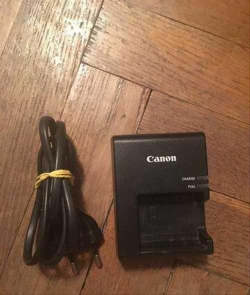 Оригинальное зарядное устройство Canon LC-E10E