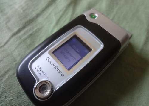 Sony Ericsson Z520i Sony Ericsson S302