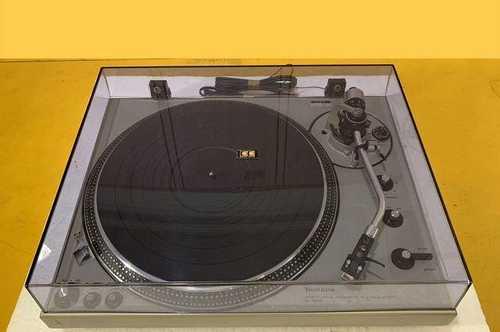 Проигрыватель винила Technics SL-1600