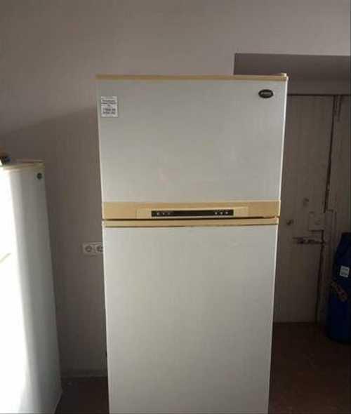 Холодильник Daewoo FR540N