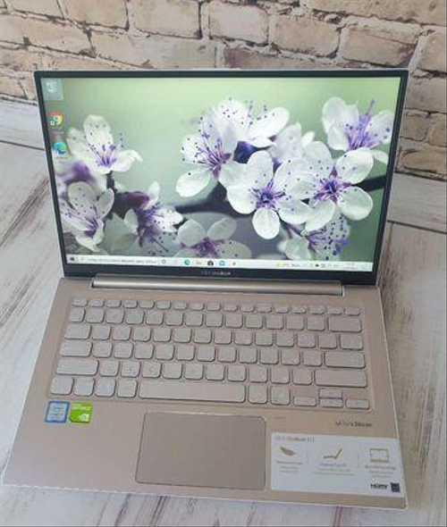 Ultrabook asus 13.3 full HD IPS I3 8GEN-SSD-MX 150