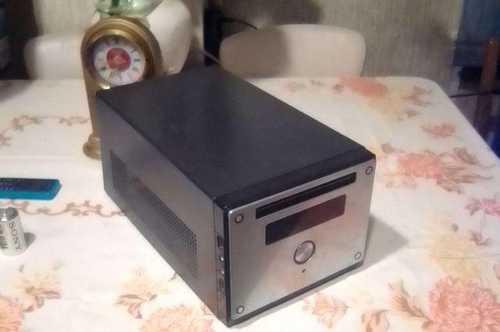 Корпус Mini-ITX