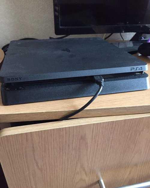 Sony PlayStation 4