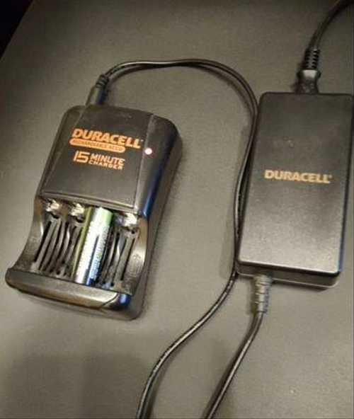 Зарядное устройство Duracell CEF15KTN