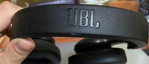 Наушники JBl e500bt
