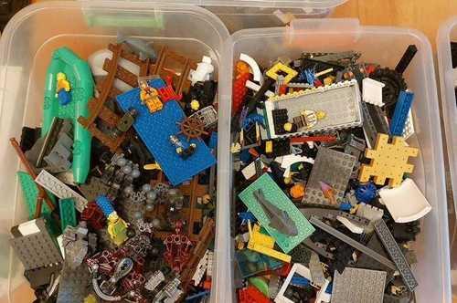 Lego детали и фигурки микс, 4 контейнера